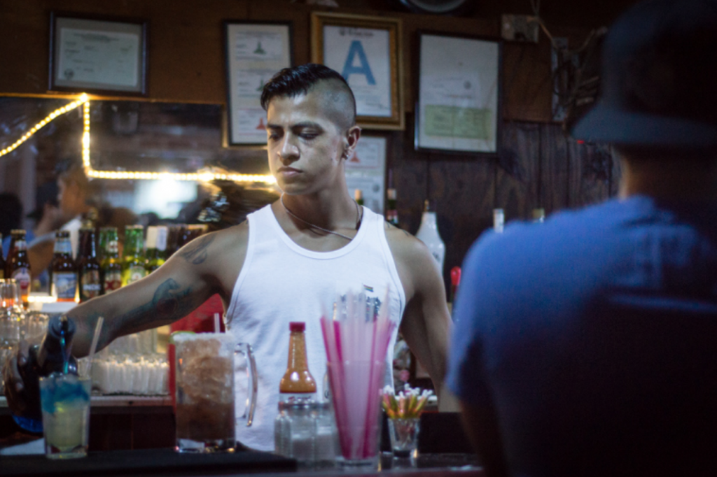 Joel Rivas is erasing the cultural stigma of discussing addictions - Pulso